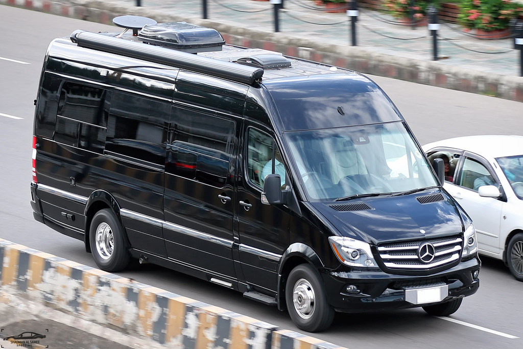 Top Ways to Save Money on RV Travel - Auto MK