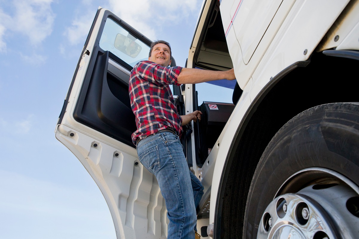 How to Equip Your Vehicle for a Construction Project - Auto MK